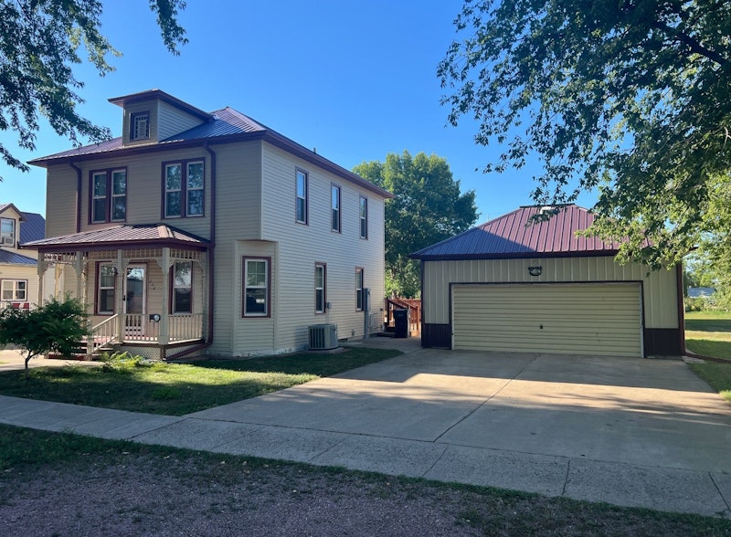 306 Meckling - 306 Meckling St, Gayville SD