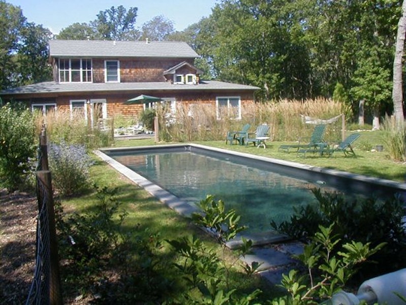 HAY BEACH TRADITIONAL WITH POOL - Shelter Island, NY