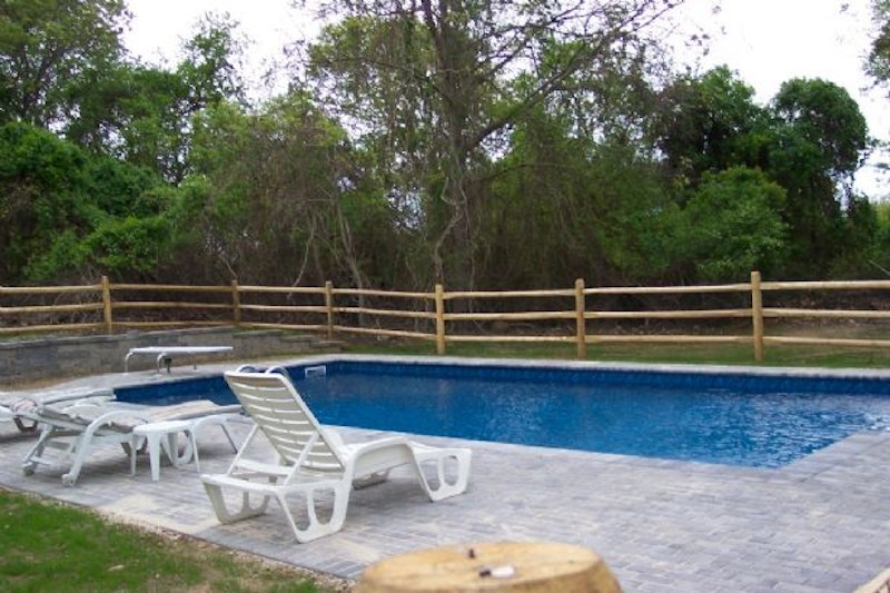 Contemporary with Pool In Hay Beach - Shelter Island, NY