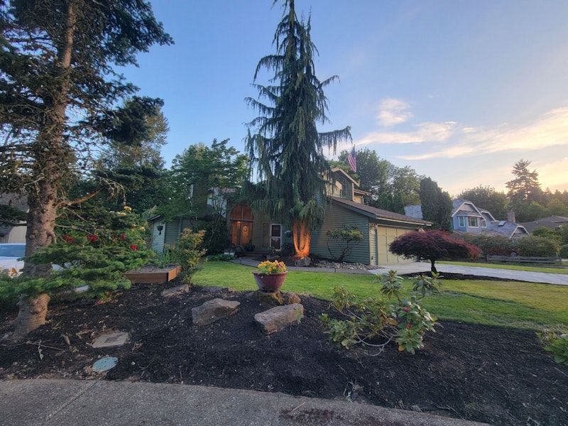 Stunning Contemporary Home on Holmes Point - 6404 NE 130th Place ...